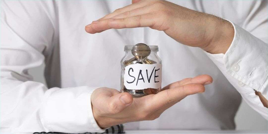 Importance of saving money. 6 reasons to save money